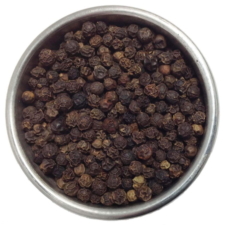 The Complete Guide to Peppercorns: Types and Uses
